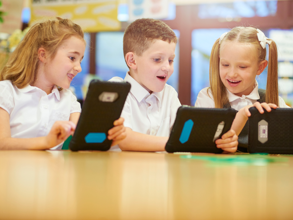Top Digital Tools for Students with Disabilities | DYNSEO