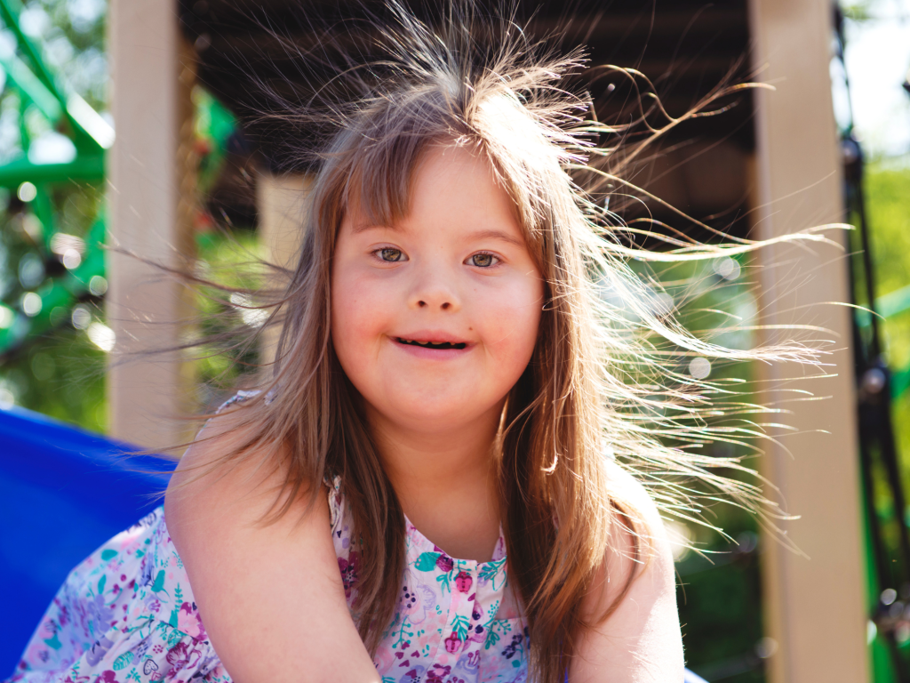 在家与患有21号染色体综合症的成年人生活：家庭组织与平衡 - 教育软件、记忆游戏和大脑训练应用